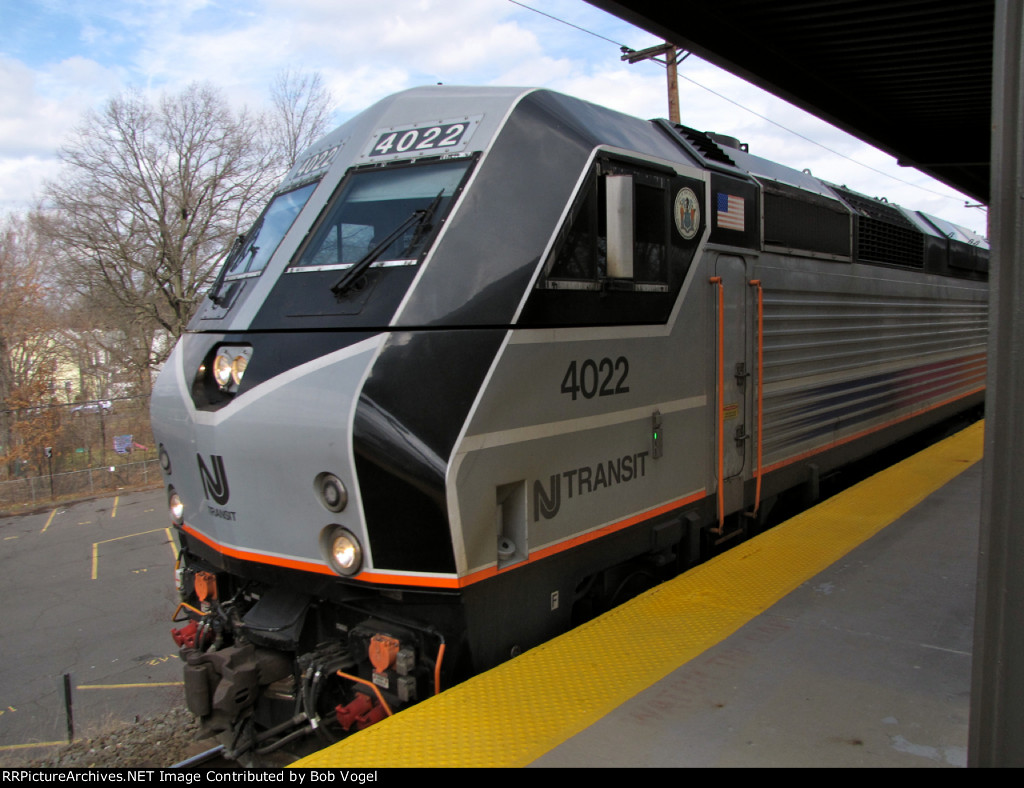 NJT 4022